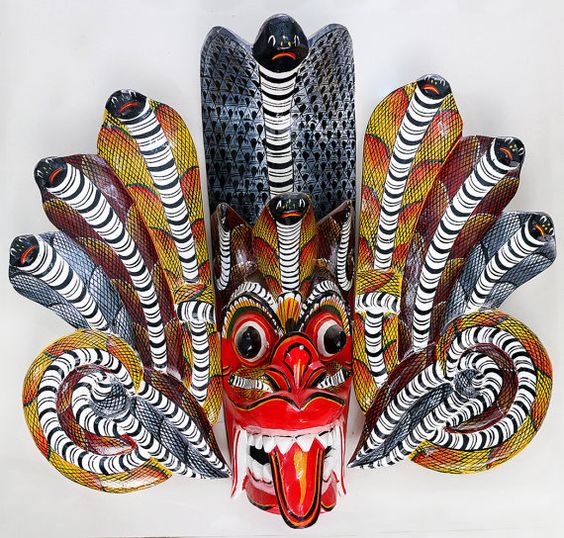 Srilanka Spirit: Traditional Sri Lankan Wooden Masks "Vesmuhunu"