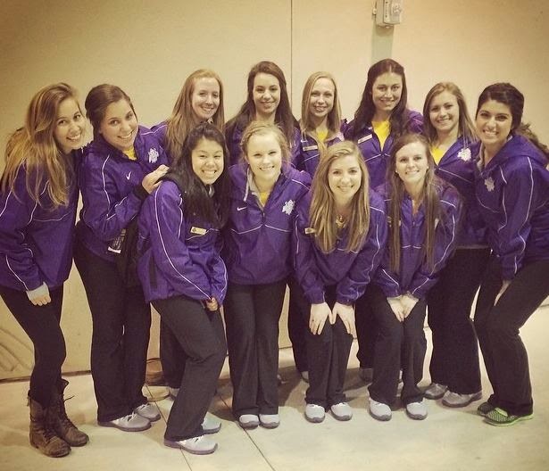 LSU ZTA: #FeatureFriday: The ZTA Bat Girls