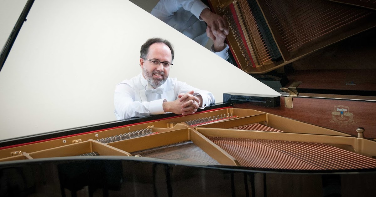 Academia-SMR: ALEXANDRE ALCÁNTARA