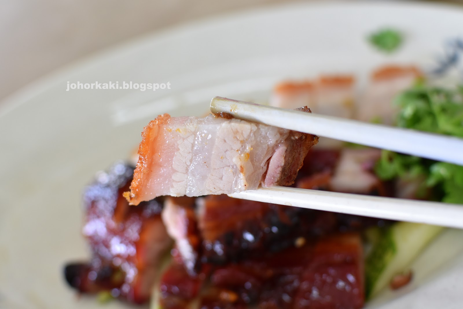 Restoran Local Best Roast Pork Sio Bak Char Siew Desa Jaya Johor Bahru ...