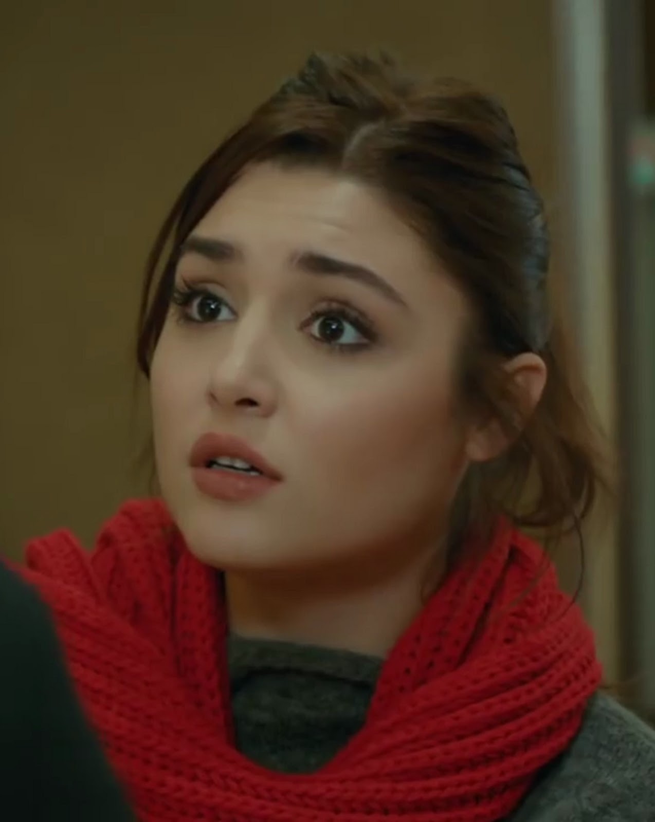 My TV Beauty: Miss Turkey Hande Ercel As Hayat Uzun In Turkish TV ...