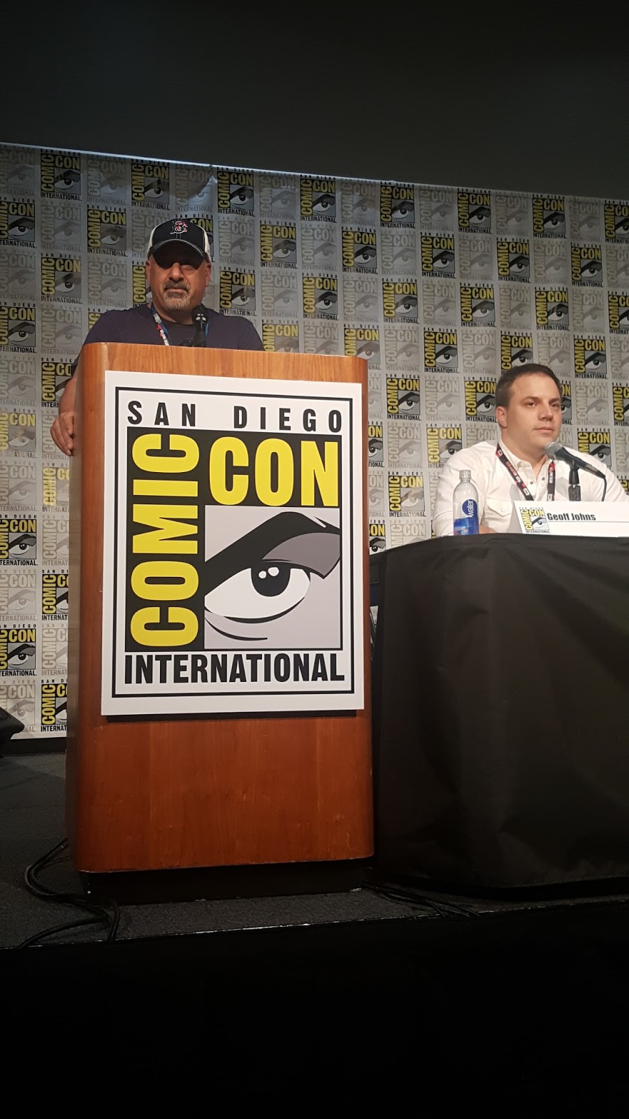 DC in the 80s: DC in the 80s visits the 2016 San Diego Comic-Con