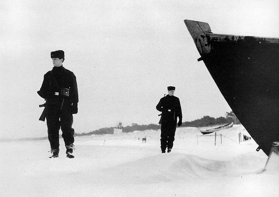 N.V.A. - D.D.R.: Grenztruppen - Guardias de Fronteras