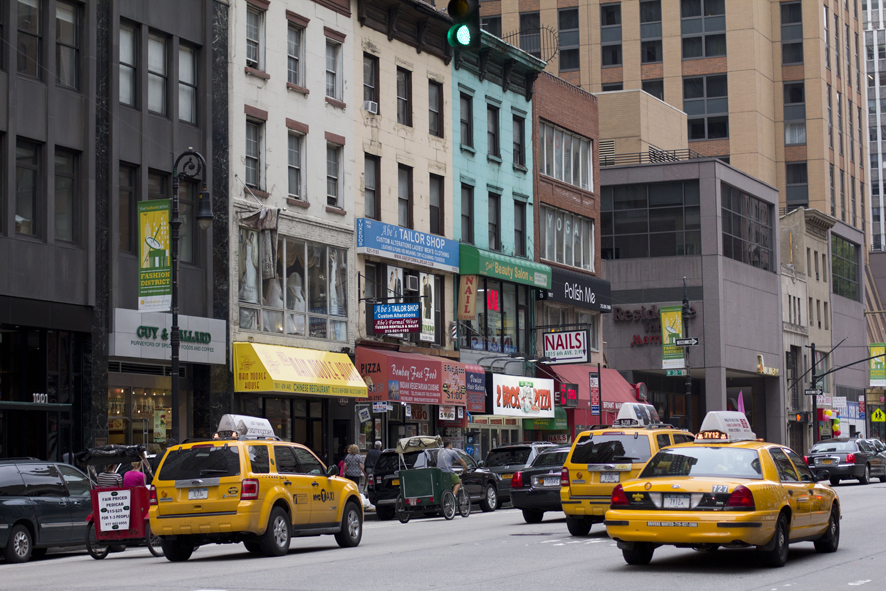 NEW YORK IN COLORS - OMUUS