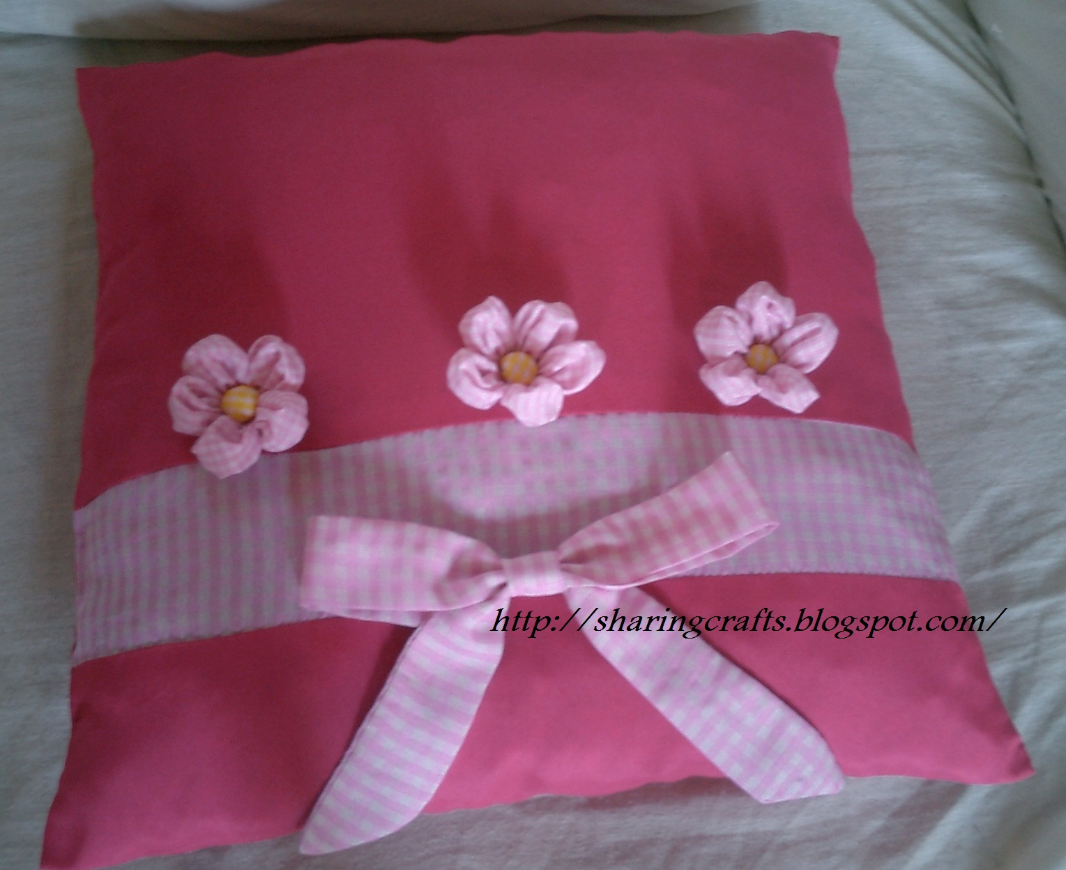 Ah! Como hacer Manualidades sencillas paso a paso: Como hacer un Cojin ...