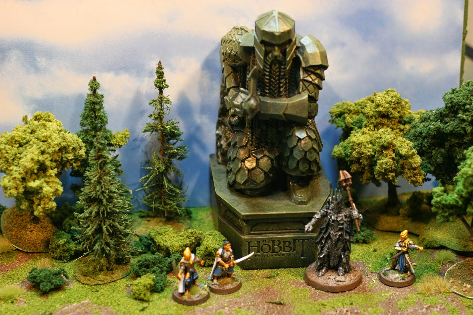 The One Ring • View topic - Erebor Dwarven Statues, from Collectors DVD Set