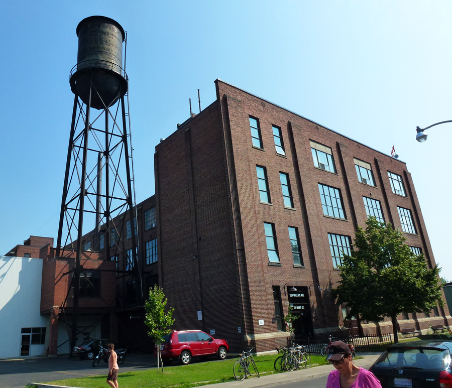 Occasional Toronto: Wallace Ave Water Tower