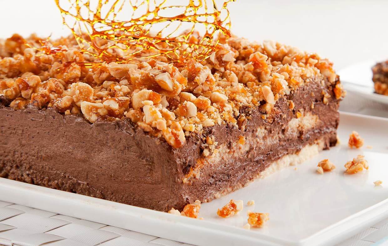 Como fazer crocante para bolos - Amando Cozinhar