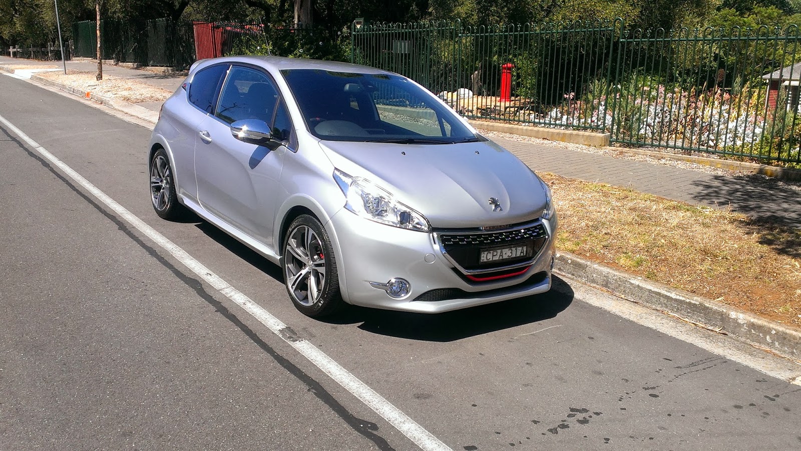 Roadtestmaster: Peugeot 208 GTi