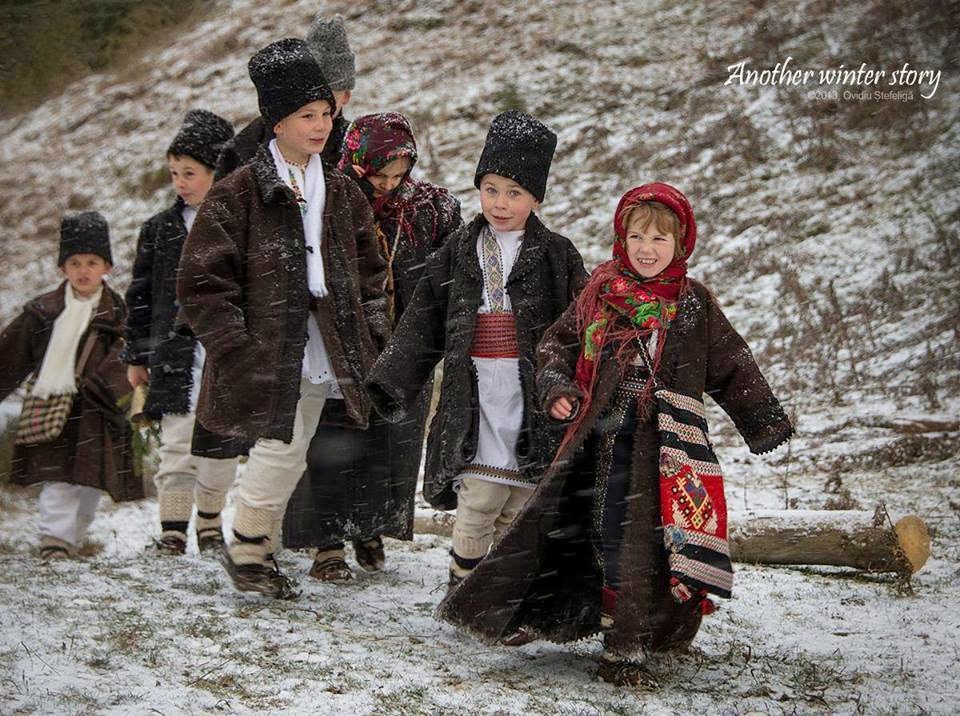 Romania Megalitica: CRACIUNUL, celebrarea naşterii Domnului. CINE ESTE ...