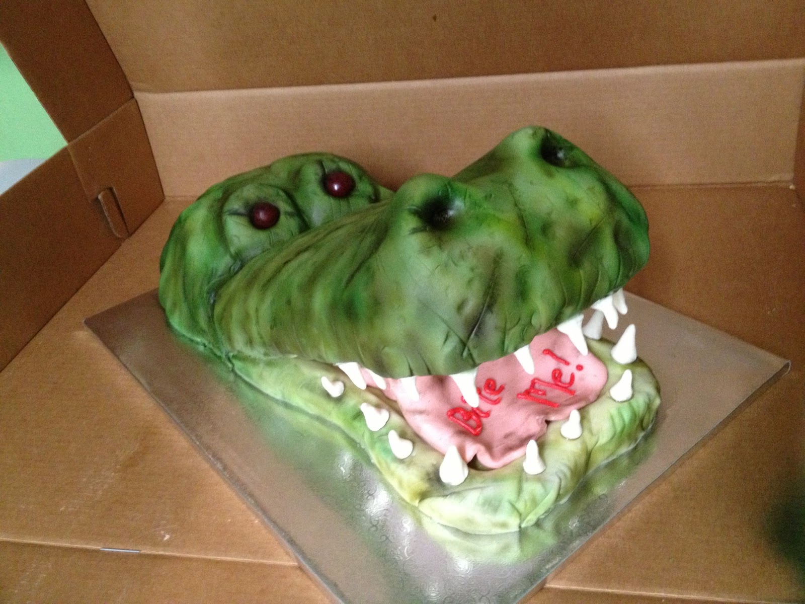 CakeCreated: Alligator Cake