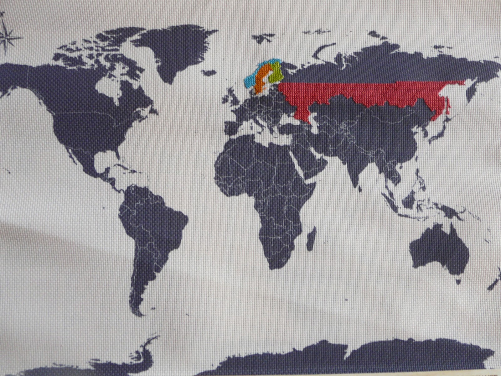 Ristipistoja sohvalta - Cross Stitching on the Sofa - Stitcher's Hobby ...