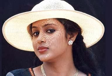 Romance With 24 World : Samyuktha Varma all photo collection