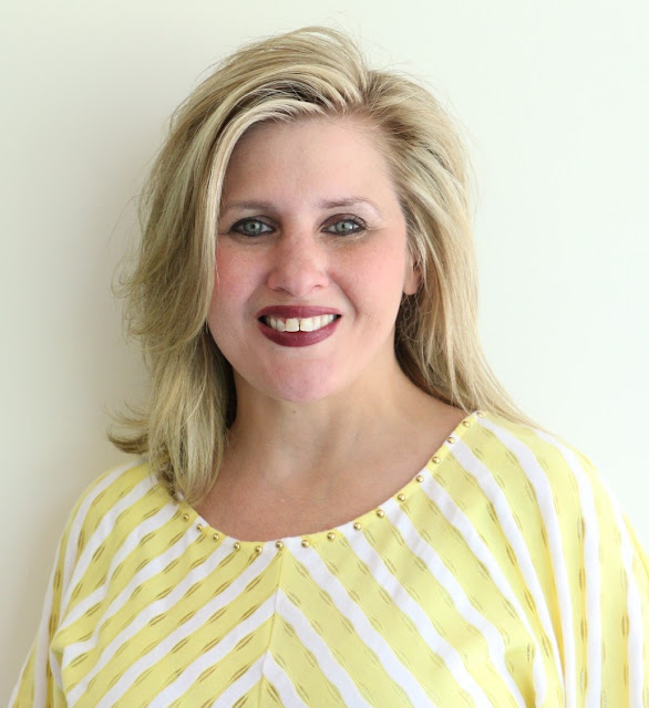 Homespun Devotions: The Inner Views of Robin McCarter