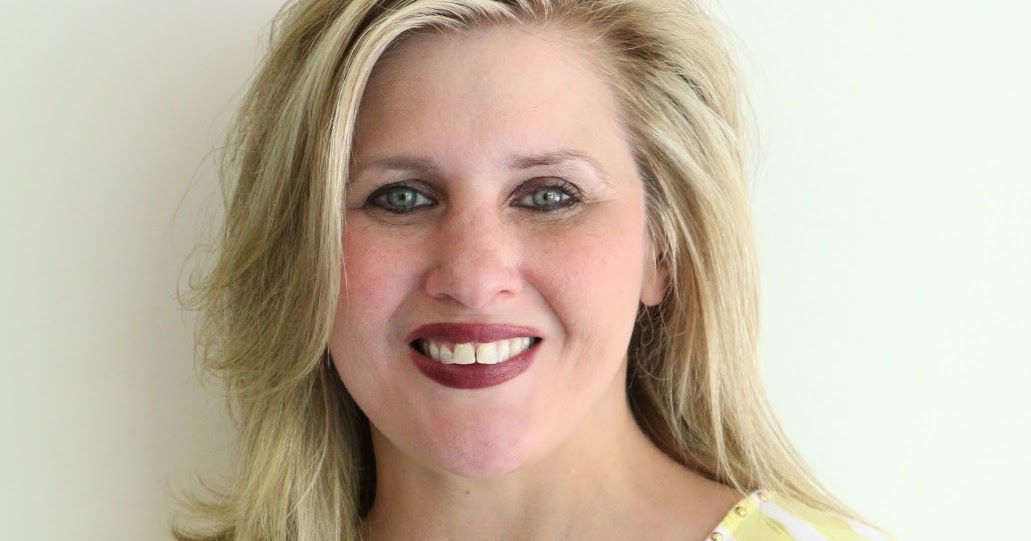 Homespun Devotions: The Inner Views of Robin McCarter