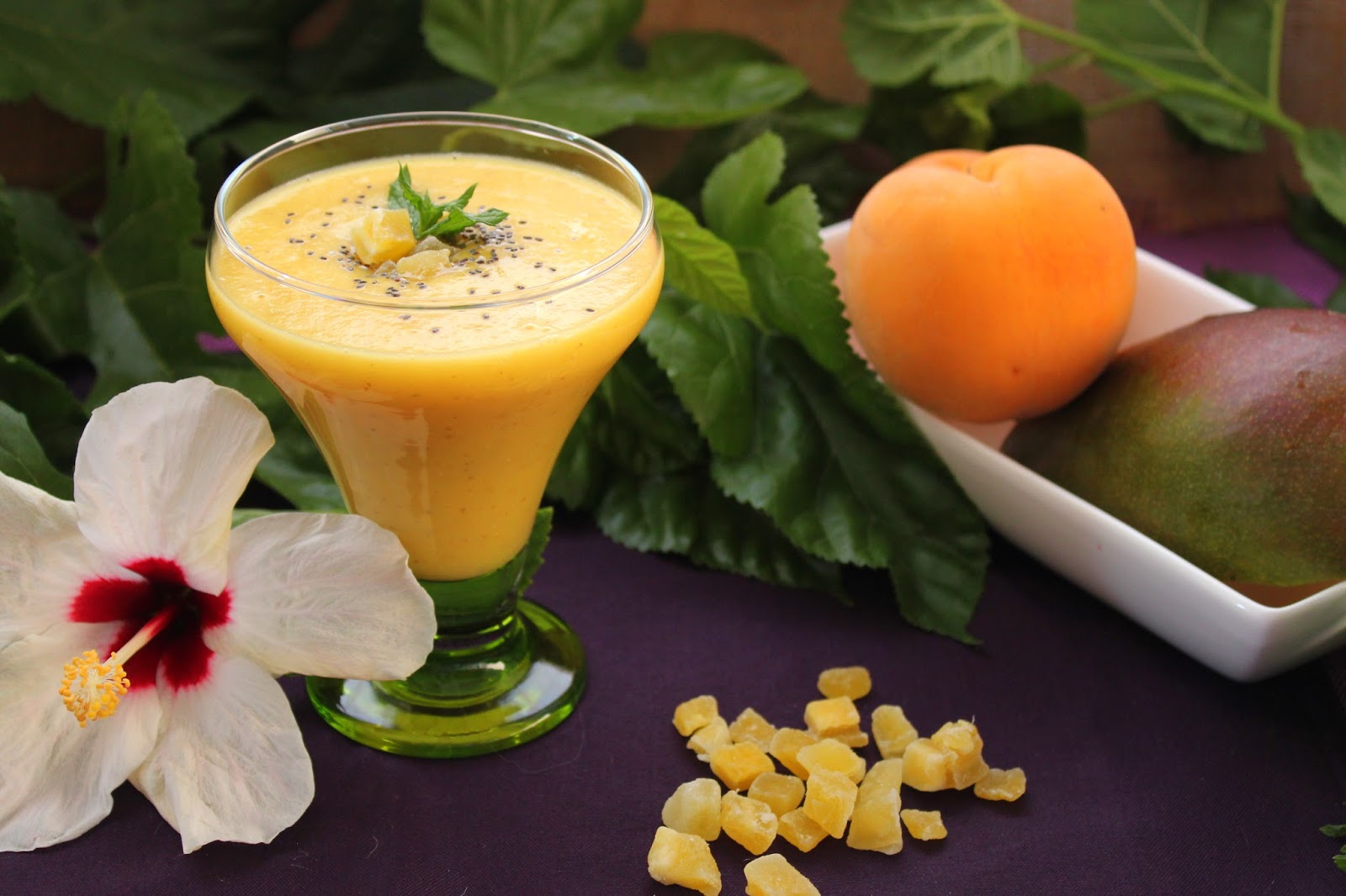 Smoothie Mango y Melocotón con Leche de Coco - Cocinando con las Chachas