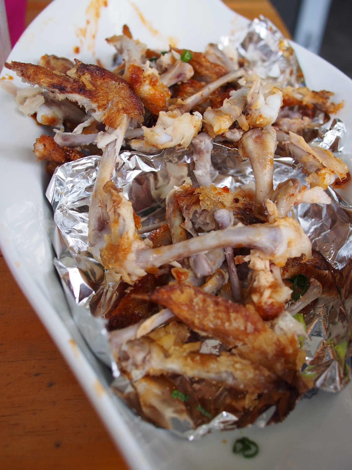 brisvEGustation: Fried chicken wing buffet at Seoul Bistro