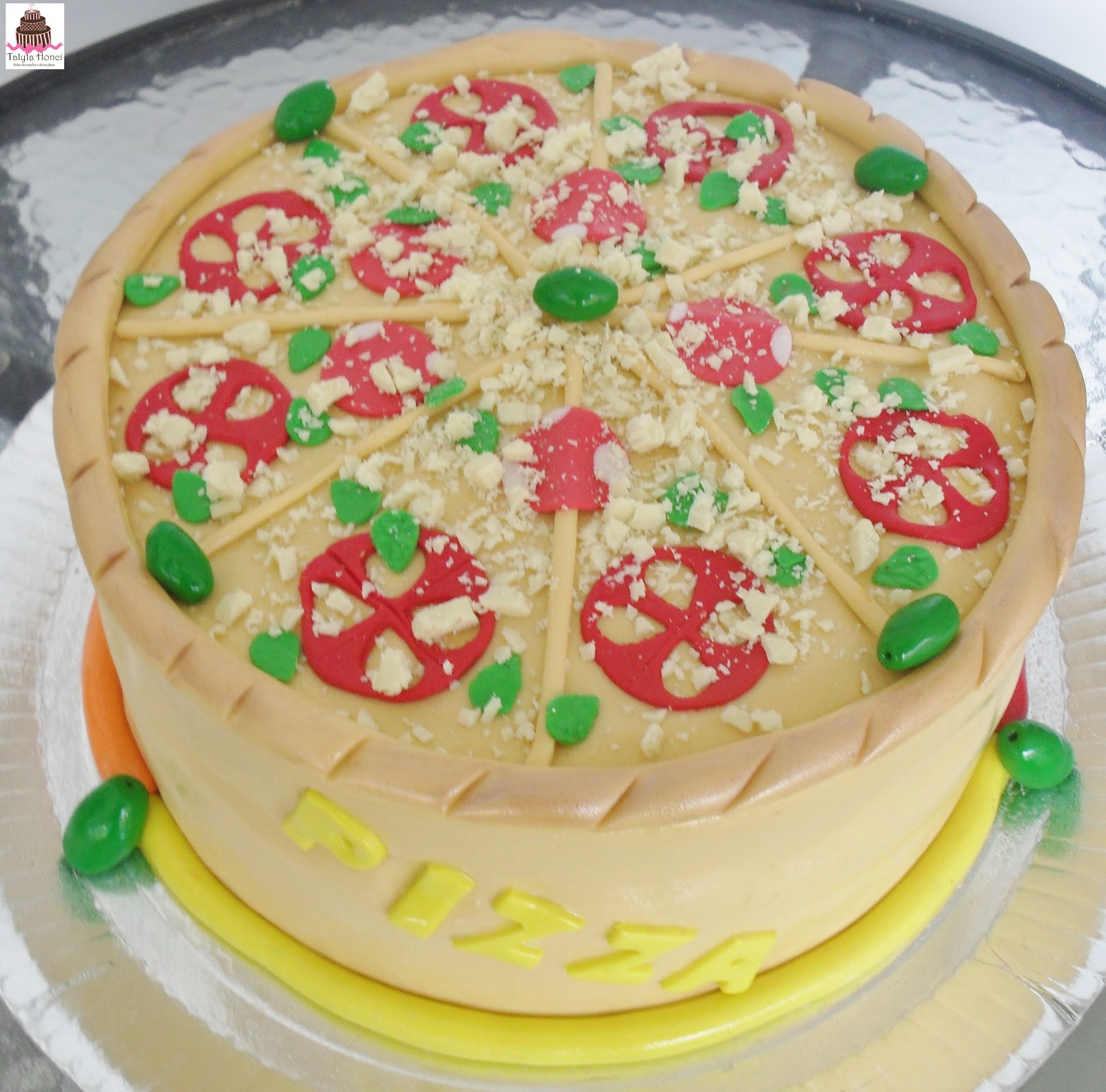 Talyta Honci Bolos Decorados e Doces Finos: Bolo PIZZA!!!!