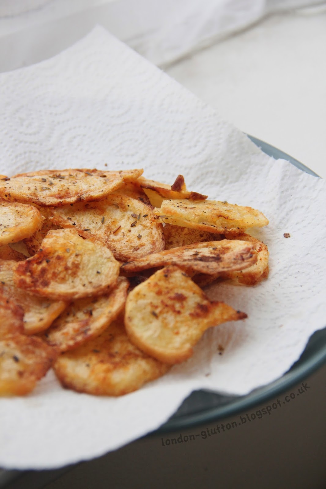 A glutton in London: Homemade Potato Crisps