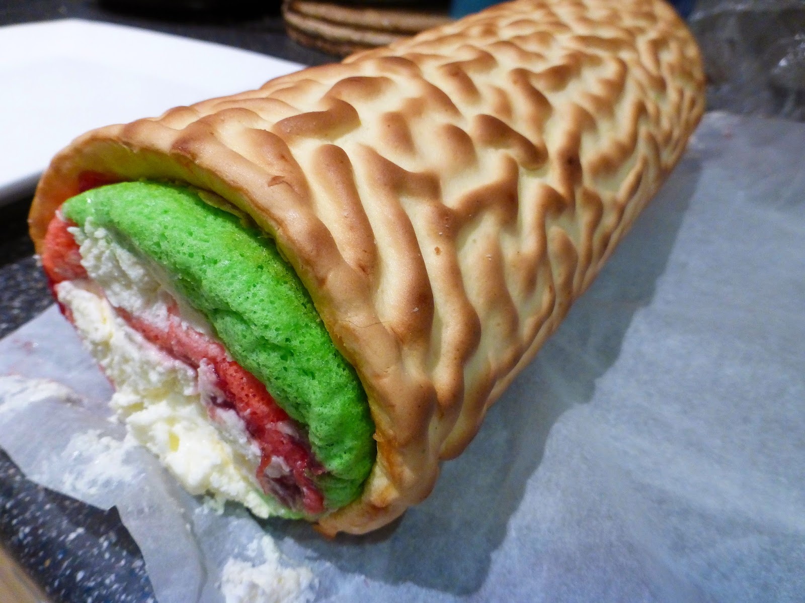 Pandan Strawberry Tiger Skin Roll Cake – Recipe