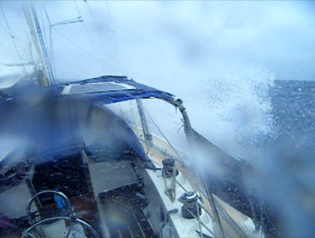 Sailing Round the World on Sal Darago: Passage from Reunion to South Africa