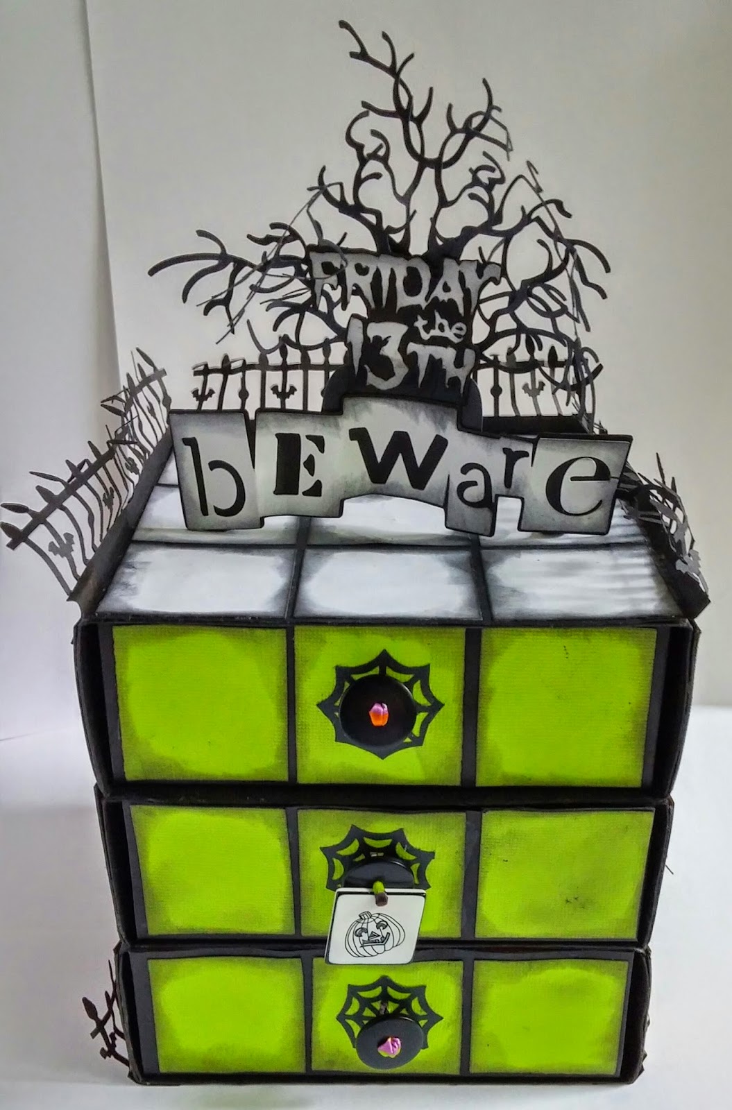 Another MD Crabbie: Haunted Rubiks Cube Candy Box