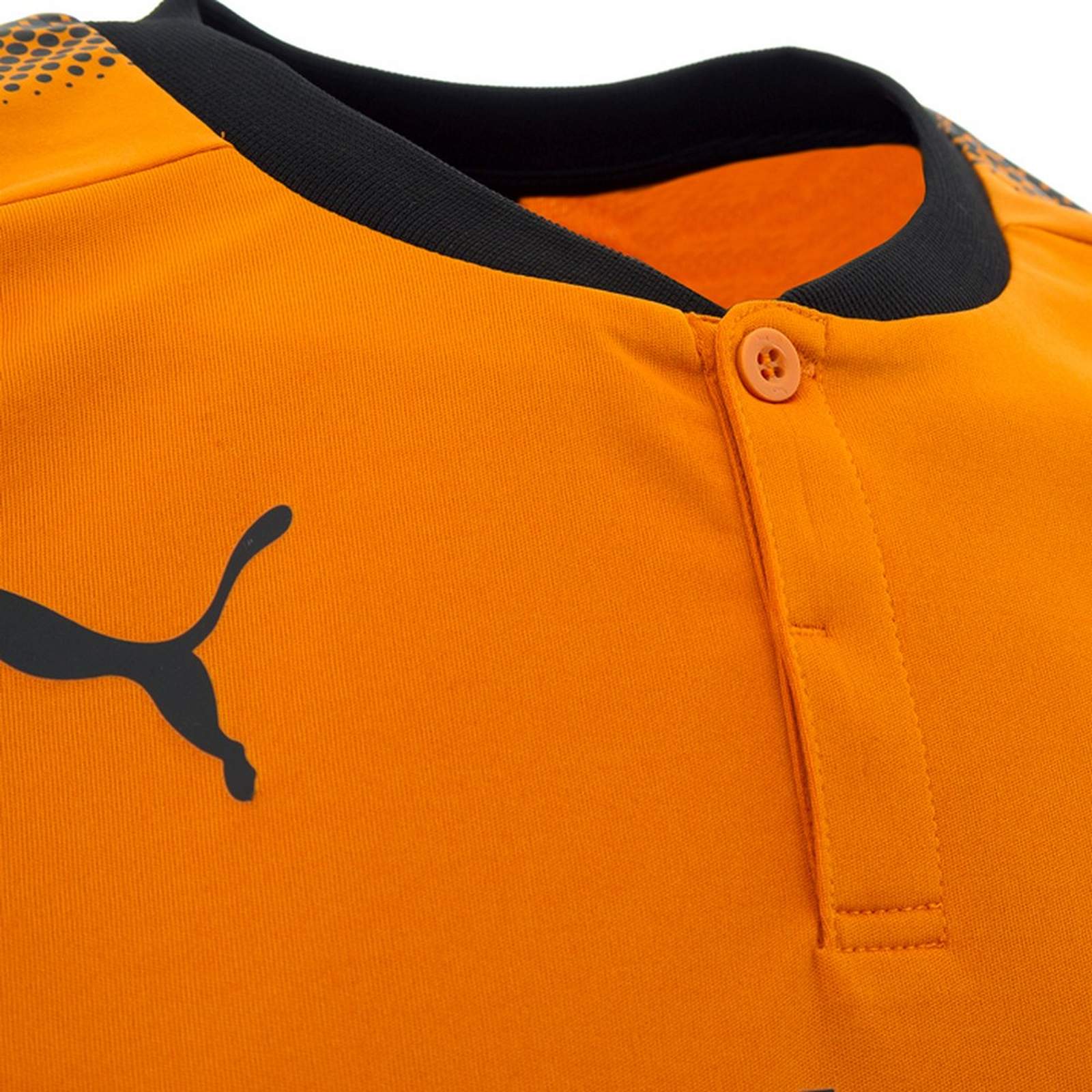 Wolves 17-18 Home & Away Kits Released - Footy Headlines