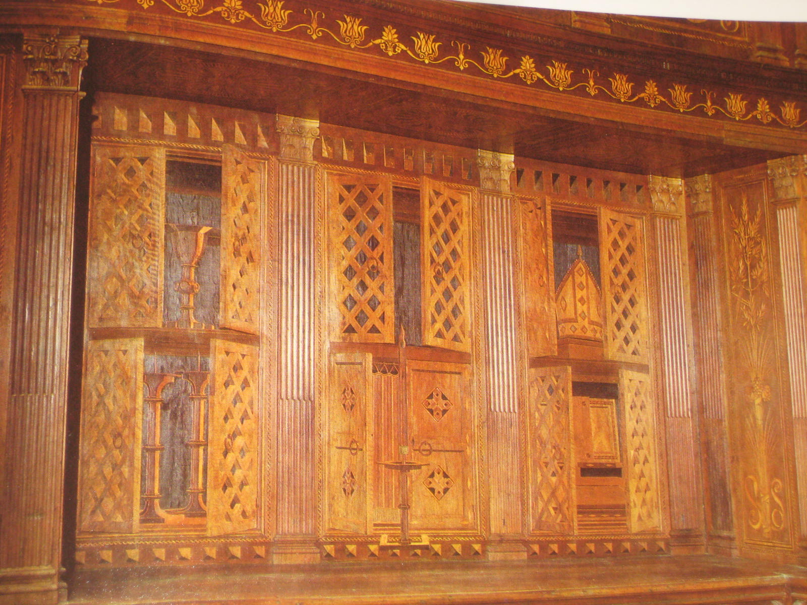 e-arthistory: RENAISSANCE INTARSIA - C - Urbino