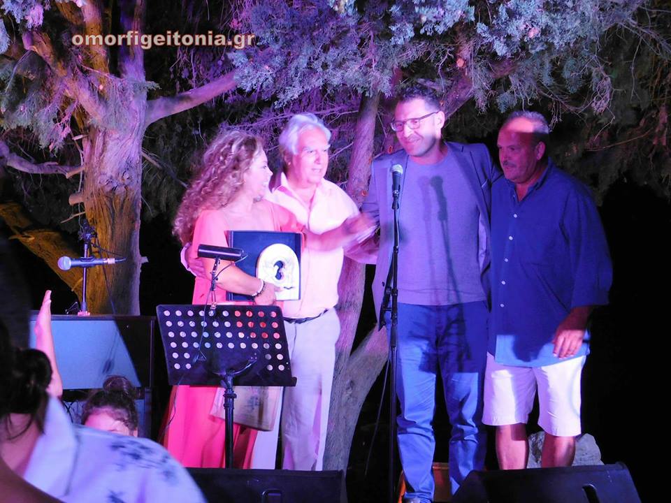 ΕΓΚΑΙΝΙΑ ΣΤΟ ΜΟΥΣΕΙΟ ΤΗΝΙΩΝ ΚΑΛΛΙΤΕΧΝΩΝ ΠΥΡΓΟΥ ΜΕ ΤΗΝ ΕΛΕΝΗ ΔΗΜΟΥ ...