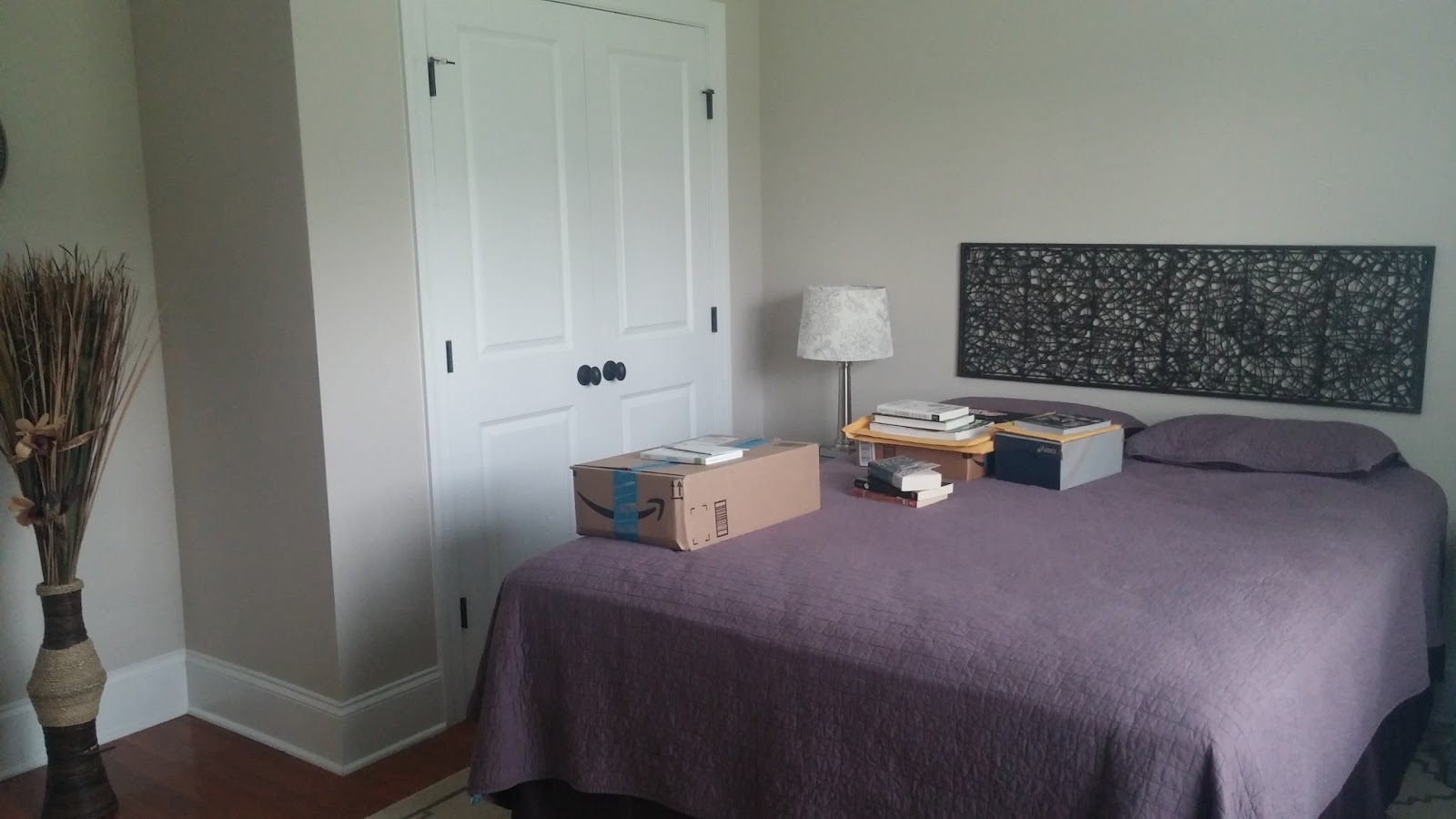 Your Organized Friend: Zone Cleaning: Guest Room Tidy