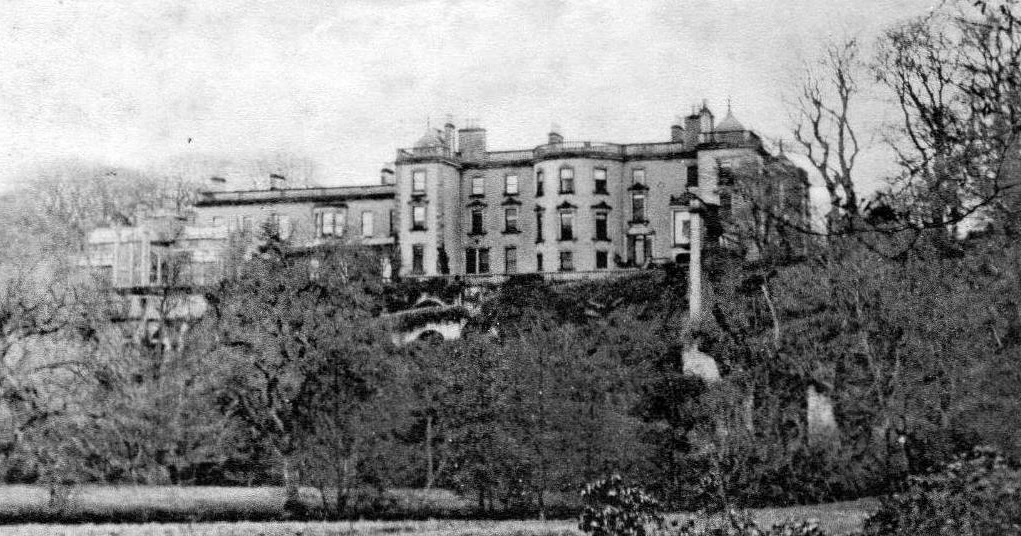 Tour Scotland: Old Travel Blog Photograph Blackadder House Scotland