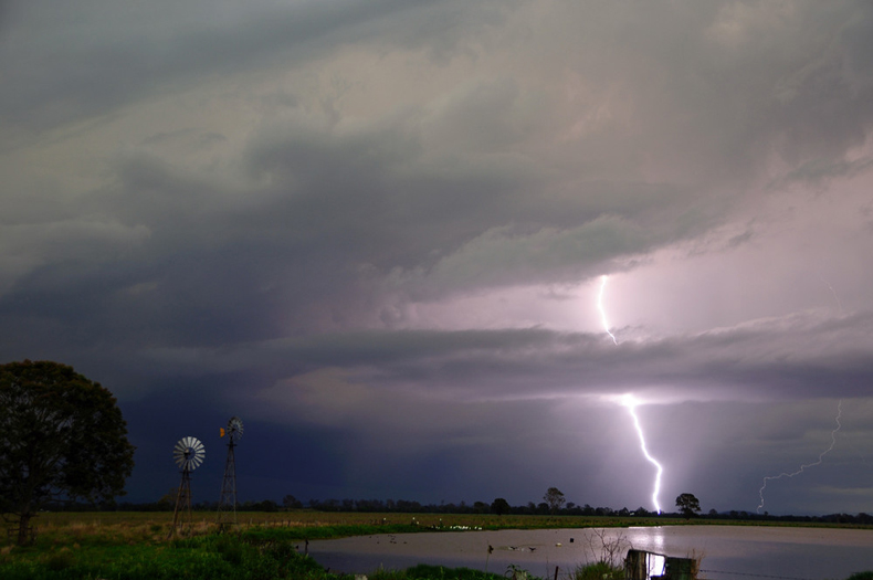Increíbles rayo luminoso fotografiados por Michael Bath - ArteFactVisual