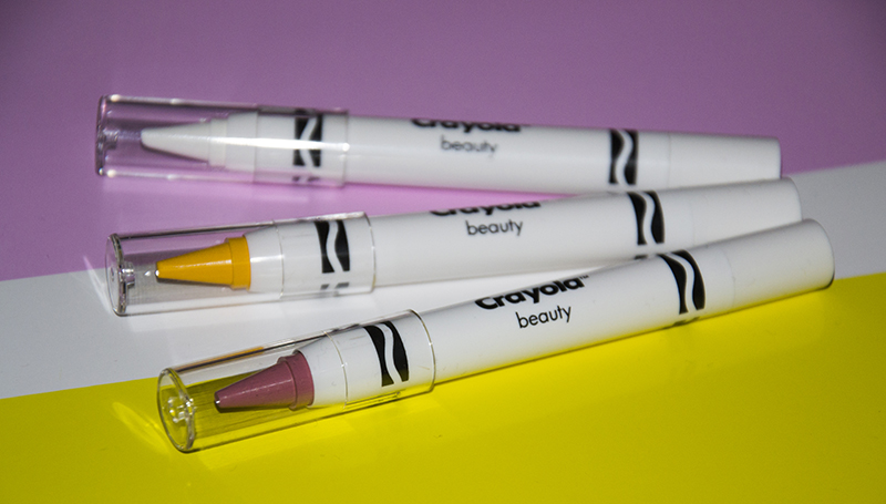 CRAYOLA MAKEUP CRAYONS | CRAYOLA BEAUTY - Vermillion redd