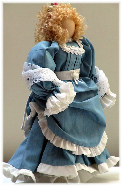 Linda's Blog: “Mattie” Faceless "Lady" Art Doll Products