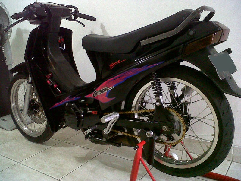 Kumpulan Foto Hasil Modifikasi Motor Suzuki Crystal Terbaru - Otomotiva