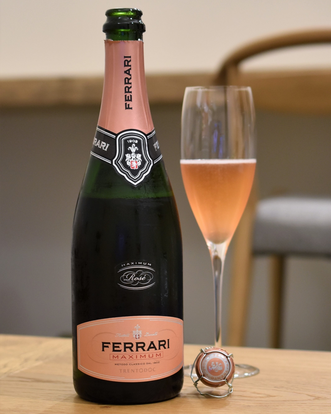 Ferrari Maximum Rosé NV / フェッラーリ マキシマム ロゼ NV-わくわくするワイン、ときどきお酒