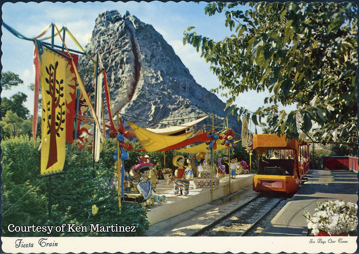 GORILLAS DON'T BLOG: Vintage Postcards - Six Flags Over Texas