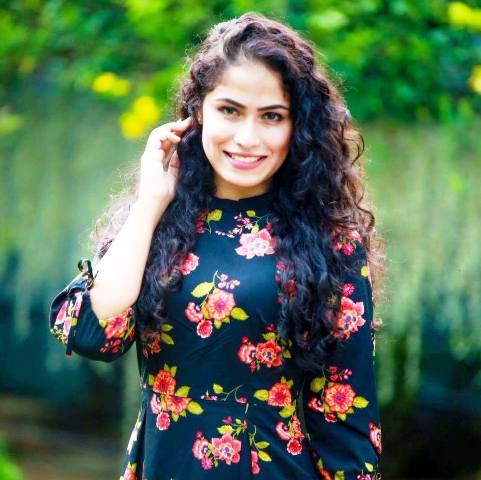 Sri Lankan Fashion Model Sandani Fernando Sexy photos