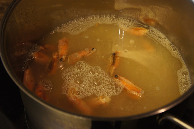 Say My Kitchen: Pork Ribs and Big Prawns Noodle in Soup 排骨大虾面