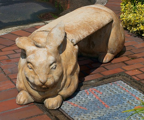 benchsite: Sunny bunny Easter benches