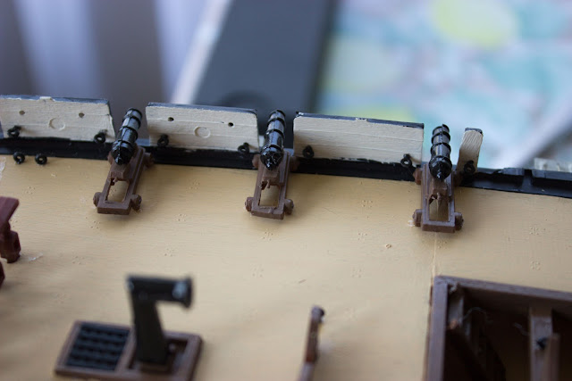 Sailing Ship Models: USS Constitution - Assembling the guns on spar deck
