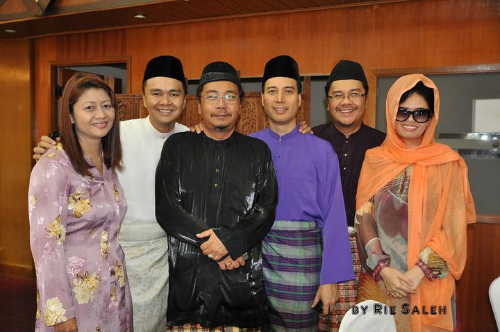 Edisi Hiburan: Celebrity News