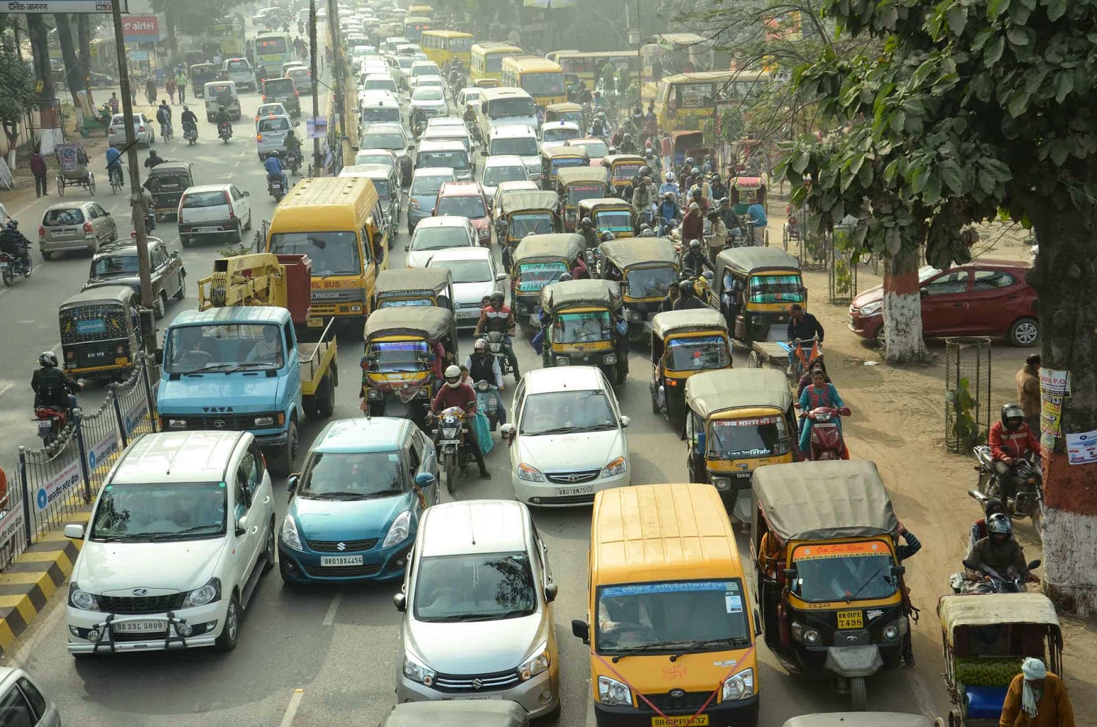 View Patna: Heavy traffic jam witnessed in Patna