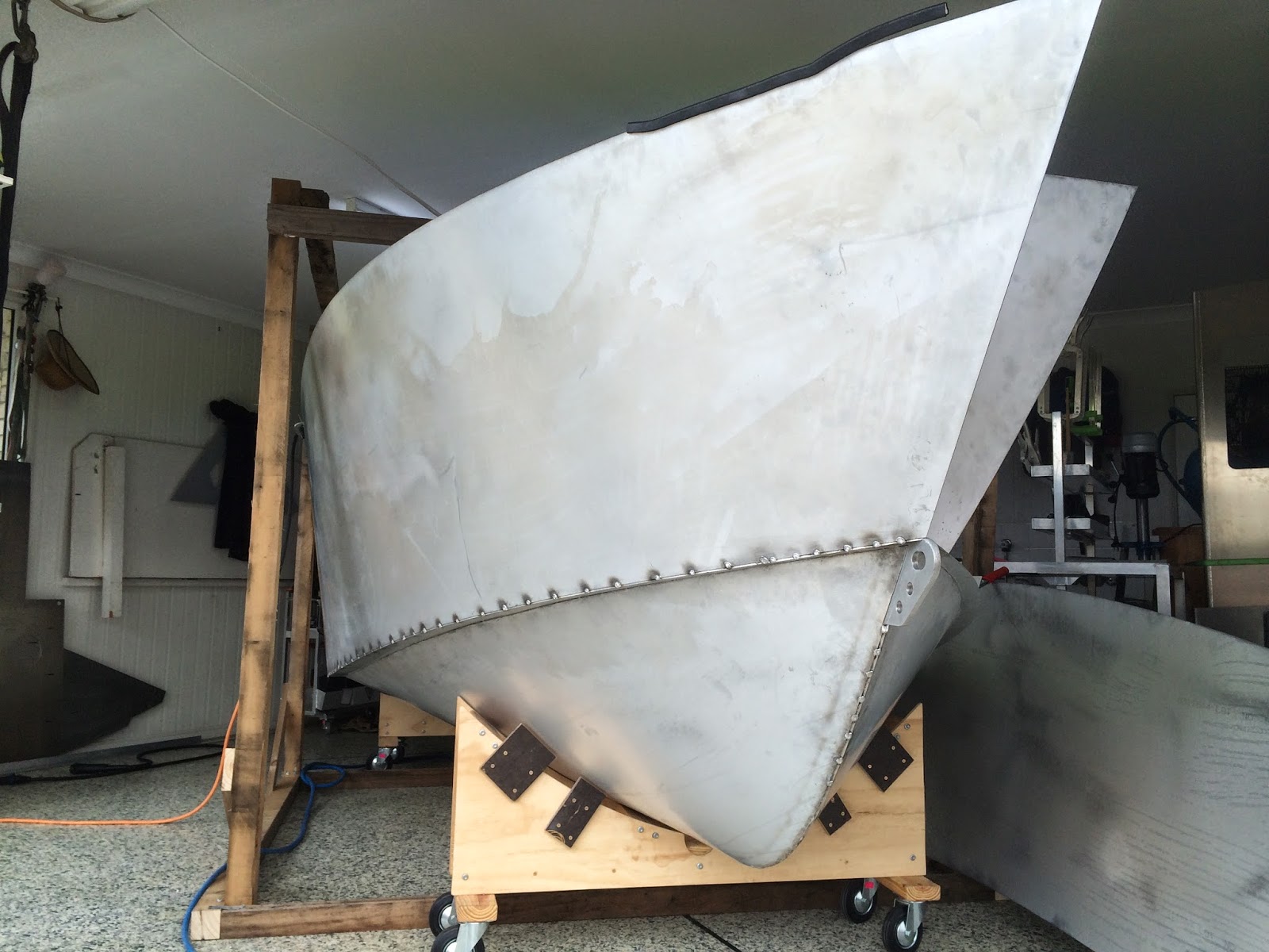 CNC Marine 5m (5.75 Overall) Plate Boat Build: Sides on. Anchor well ...