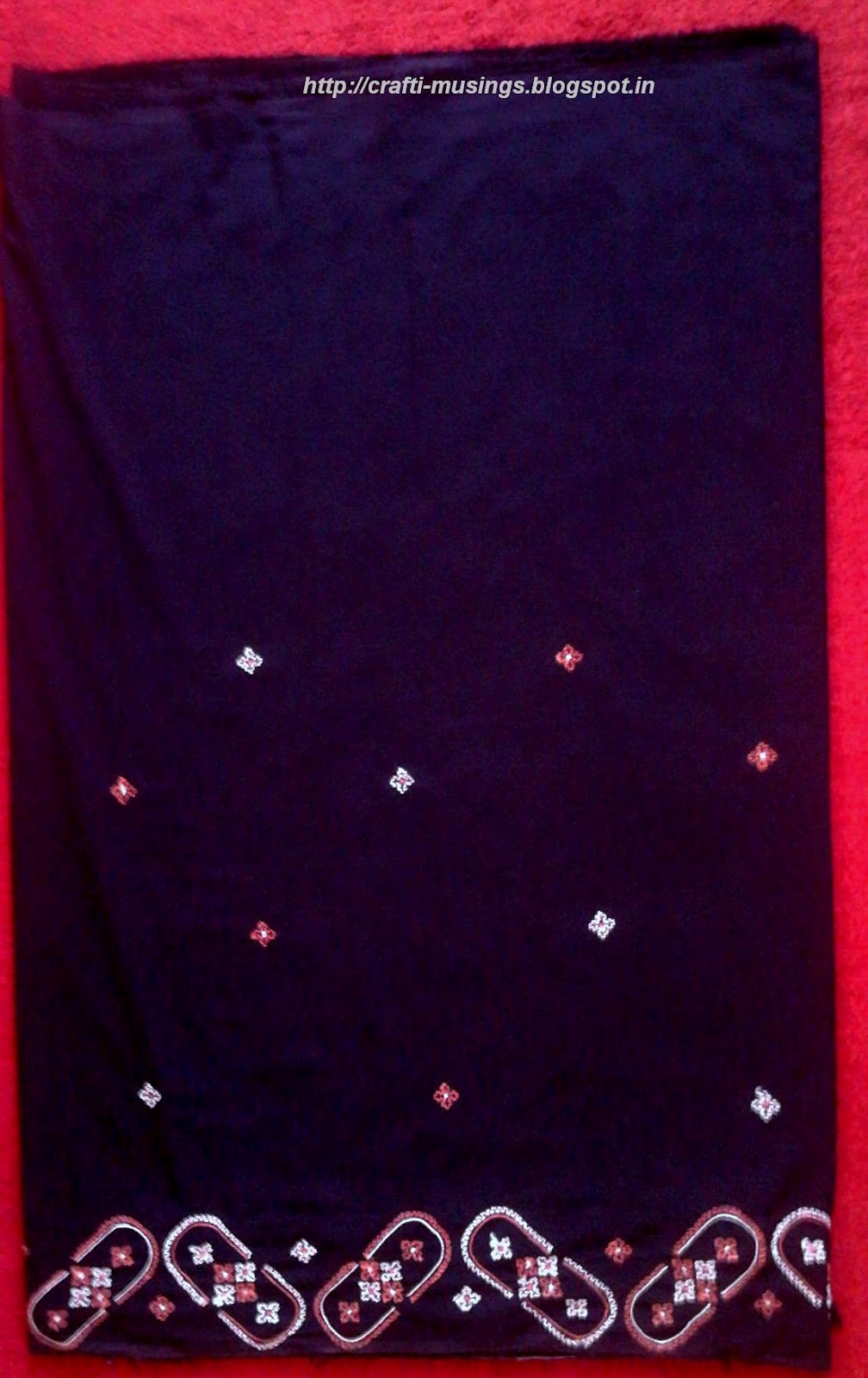Crafti musings..: Saree Embroidery - 10 - Kasuti/Dharwad stitch