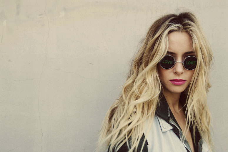 .: Ashley Barrett Photography