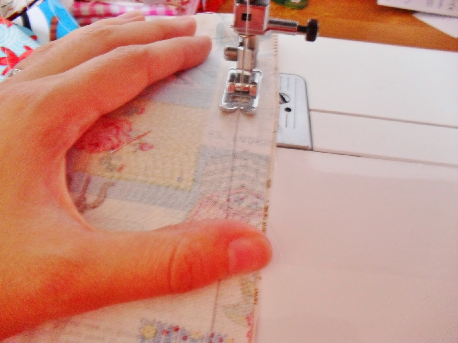 Patchwork Paradise: How to make your very own Inside/Out Satchel! Eeek ...