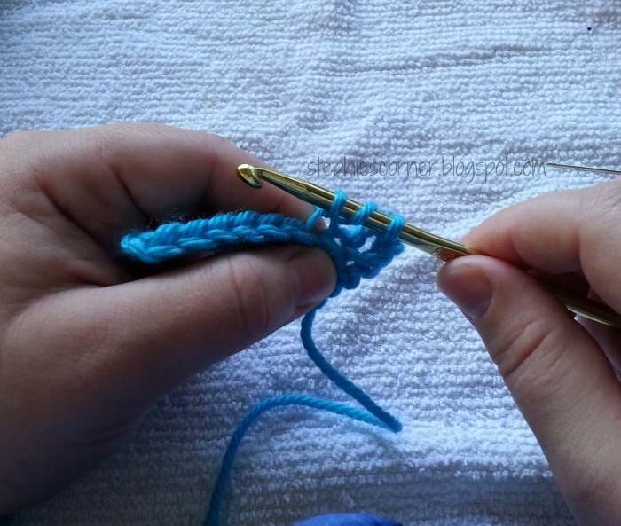 Stephie's Corner: crochet 101 :: crochet in the back loop