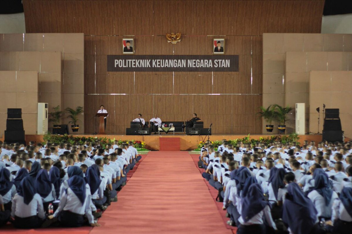 KNOWLEDGE SHARE WITH US: JALAN - JALAN DI KAMPUS PKN STAN