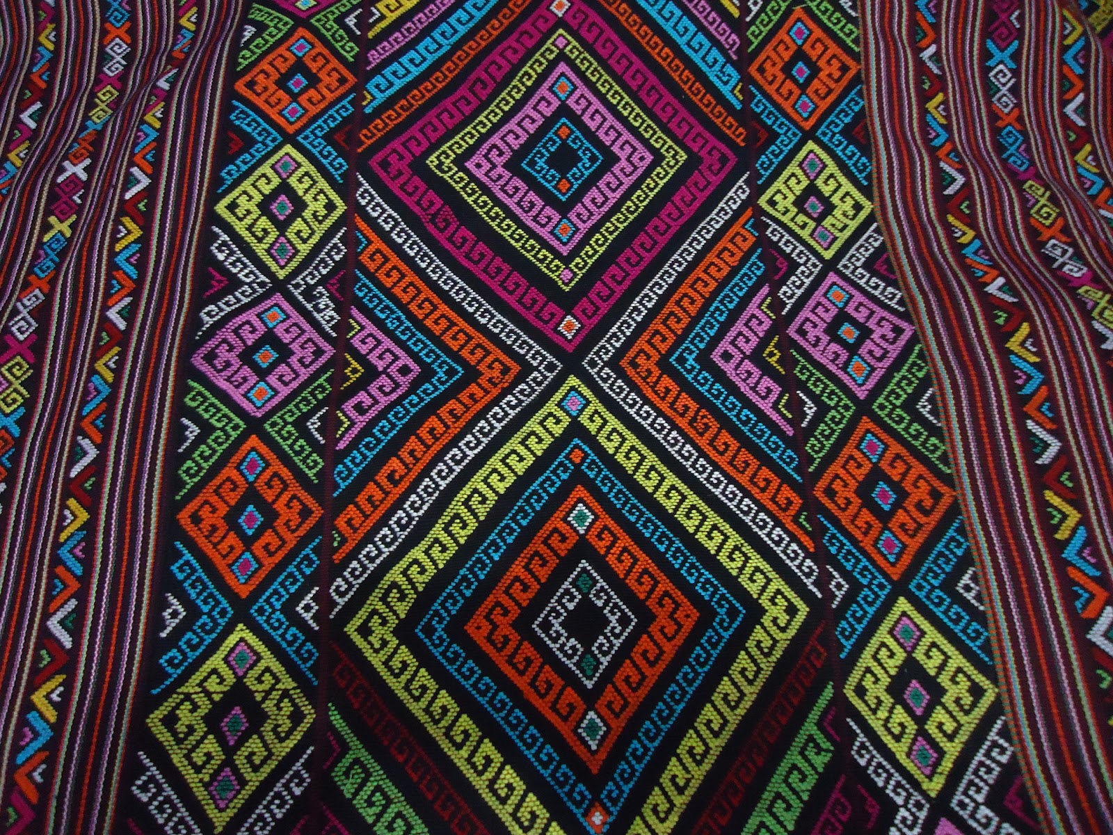 Tenun Timor - Motif Buna
